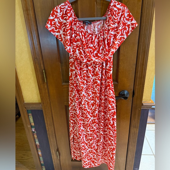 Slinky Brand | Dresses | Womens Long Flowing Off The Shoulder Red White ...
